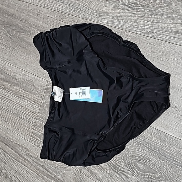 beach betty | Swim | Nwt Adorable Bikini Bottom Scrunch Front | Poshmark